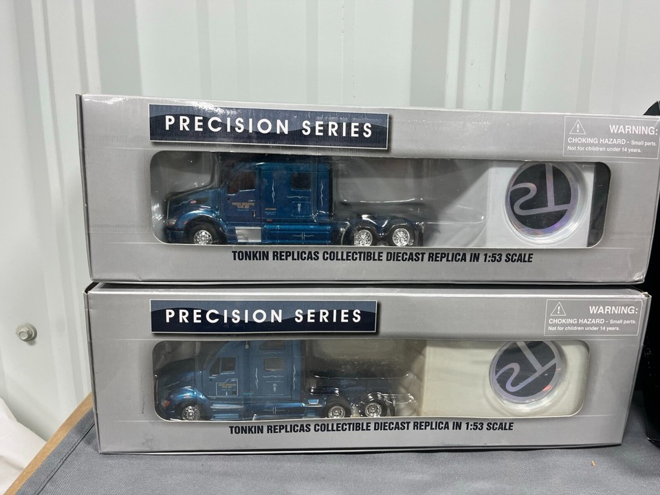 Western Distributing DENVER, CO PETERBILT & Kenworth 2 Truck SET 1:53 ...