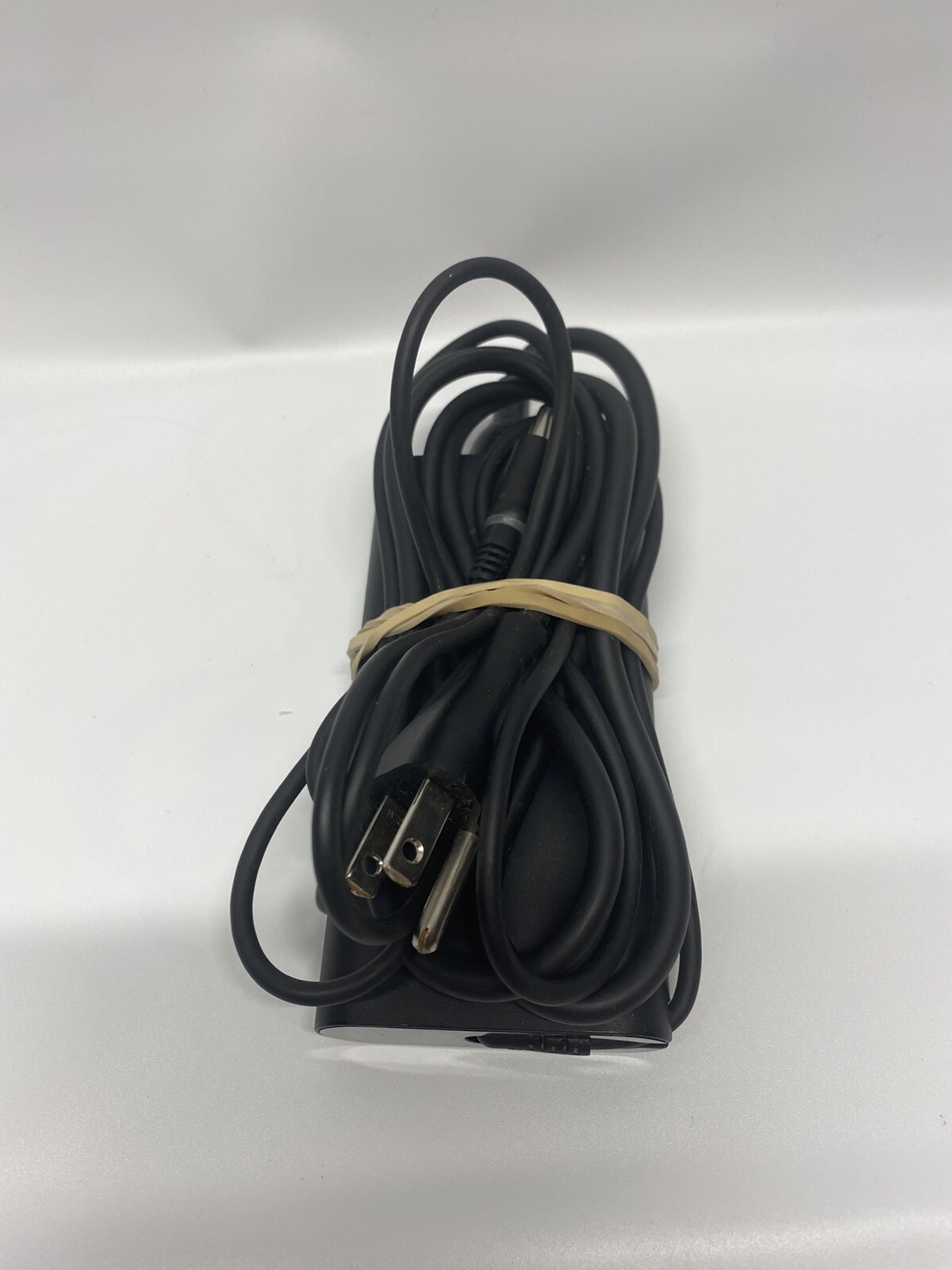 Dell genuine 90w slim AC adapter charger OEM DA90PM130 C9HYX LA90PM130 ...
