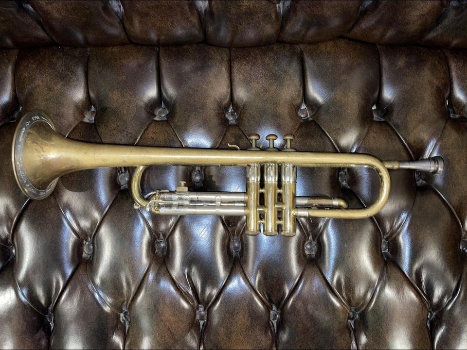 Super Olds Trumpet Silver Tone ring! Vintage Players Recording Gig All ...
