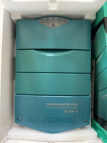 MASTERVOLT CHARGEMASTER PLUS 24/60-3 ALL-IN-ONE BATTERY CHARGER 24V/60A ...