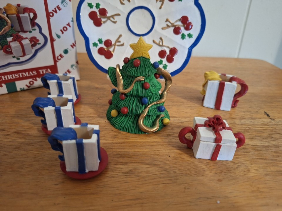 Christmas Tea Set House Of Lloyds Christmas Around The World A Little ...