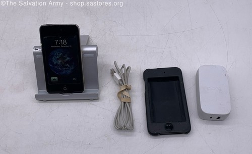 Apple iPod Touch 2nd Generation A1288 Silver MP3 Player With ...