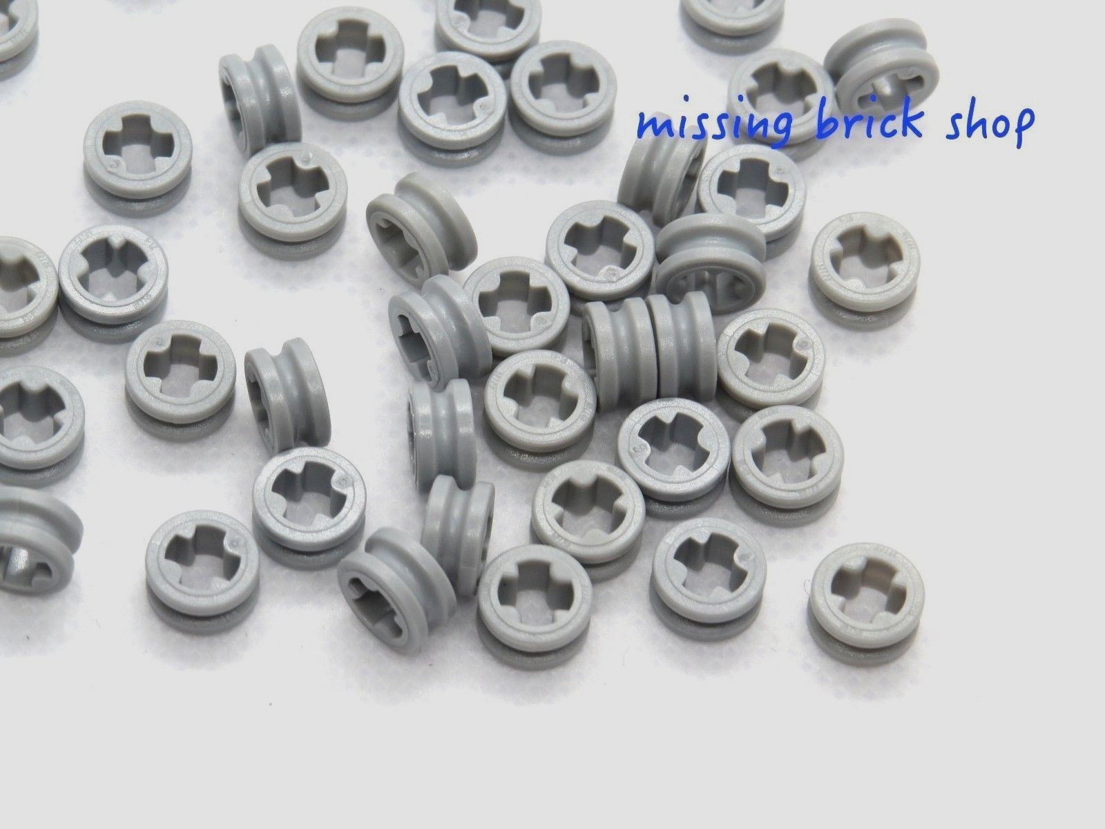 LEGO 50x Technic Bush 1/2 Smooth LIGHT BLUISH GREY 4265c 4211573 32123 ...