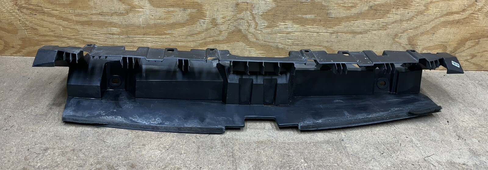 2015-2019 Subaru Legacy & Outback Front Grille Mounting Bracket ...
