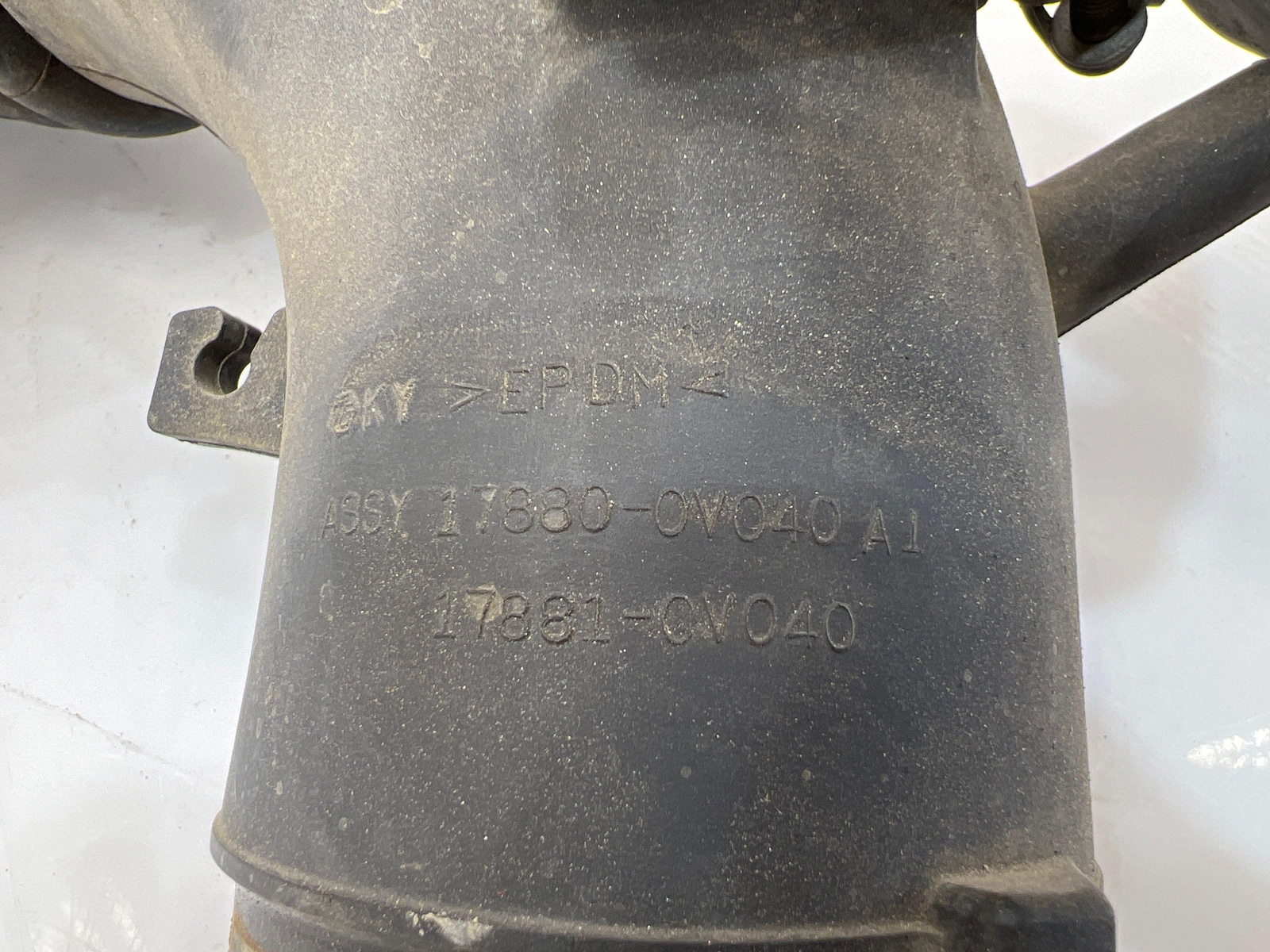 2010 2011 Toyota Highlander 2.7L Engine Air Intake Hose OEM 178800V040 ...