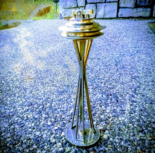 Seattle Space Needle Lighter VGC | eBay