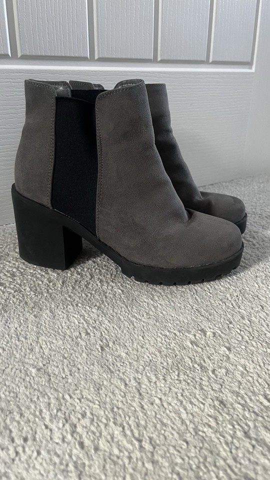 New Look Chelsea Boots Chunky Heel Grey Faux Suede Size 5 Ankle Boots ...
