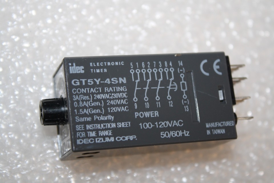 IDEC GT5Y-4SN1A100 Relay 4PDT 3A 100V to 120VAC Plug-In | eBay