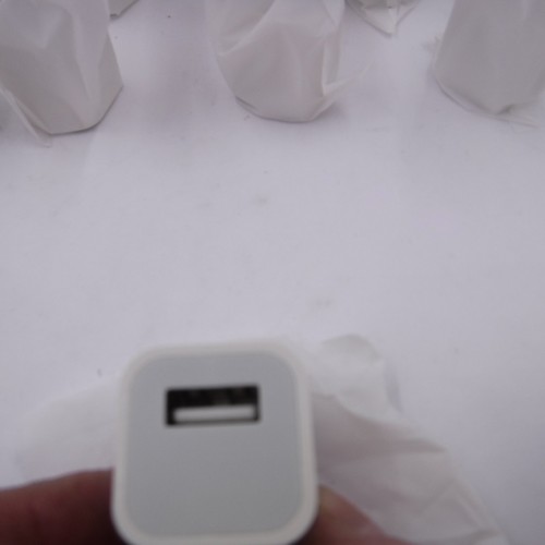 Lot of 25 A1265 100-240V 0.15A 5V Output USB Power Cube Wall Charger ...