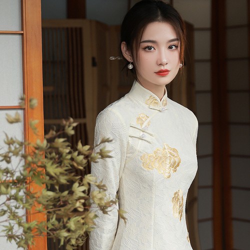 Chinese Traditional Cheongsam Lady Lace Embroidered Qipao Evening Dress ...