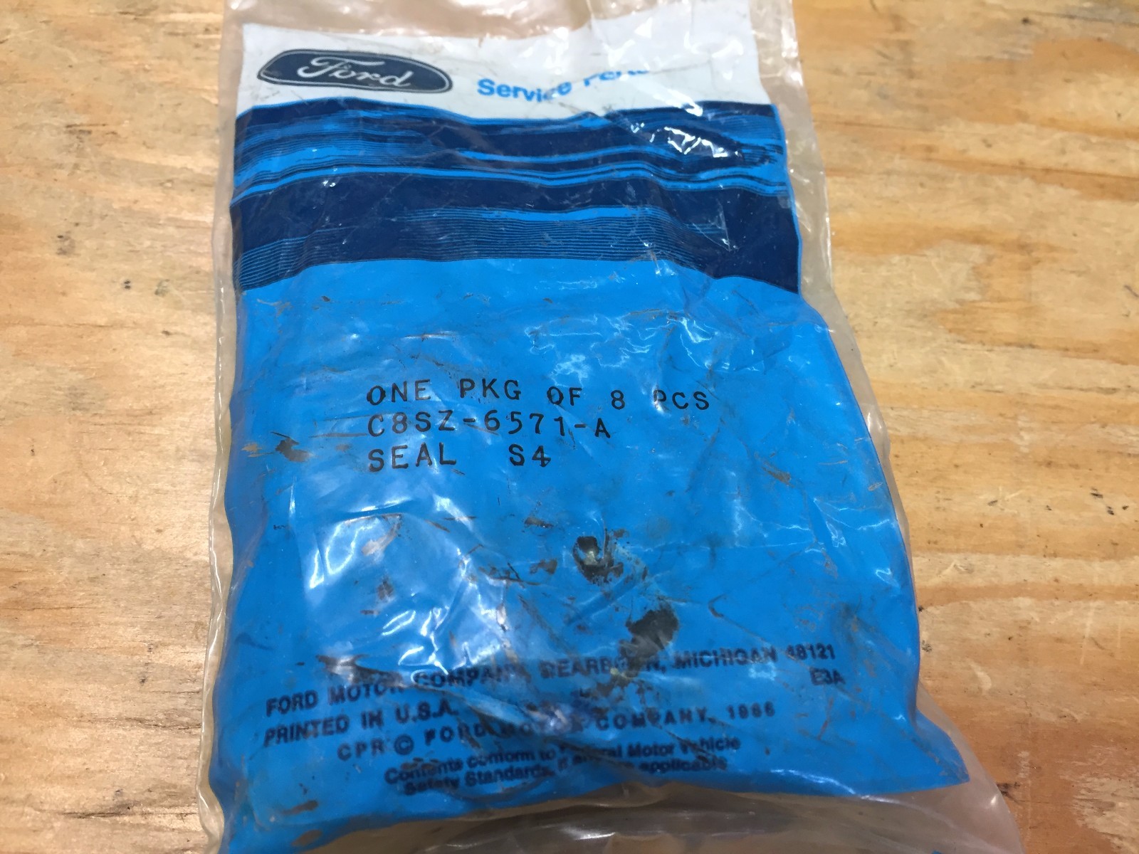 1968-72 NOS FORD MERCURY 429 460 V8 VALVE STEM SEALS (8 PCS) C8SZ-6571 ...