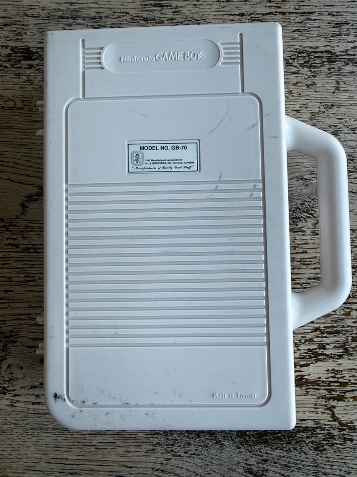 Vintage Nintendo Game Boy Carry Case #GB-70 w/ ALL FOAM *NICE CONDITION ...