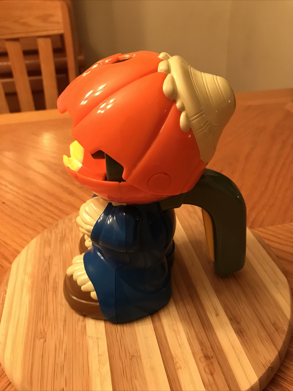 Little Tikes Halloween Jack-O-Lantern Pumpkin Head Scream Beam ...