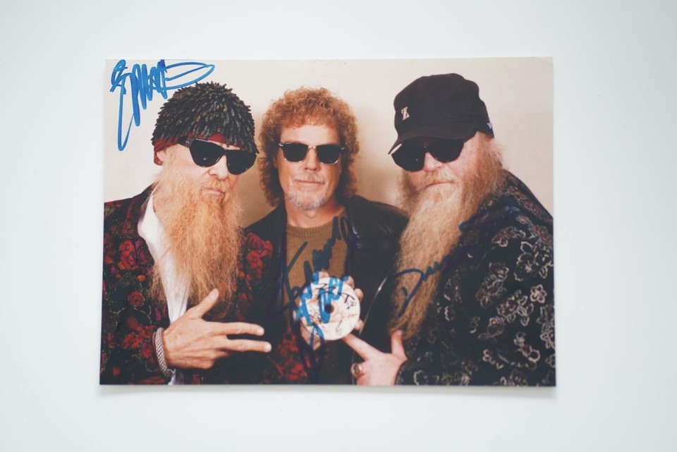Original in person fully signed Zz Top photograph,autographed,Billy ...
