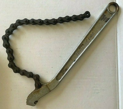 Pipe Wrenches - 12 Chain