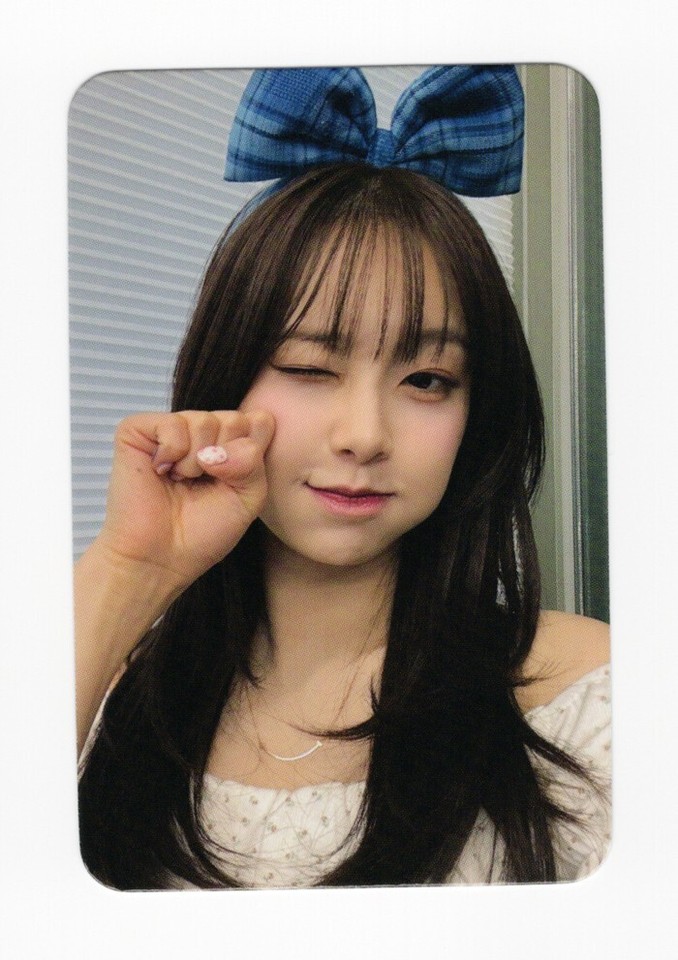 CHUU - Only cry in the rain [MUSIC PLANT] 0511 FANSIGN EVENT EXCLUSIVE PHOTOCARD | eBay