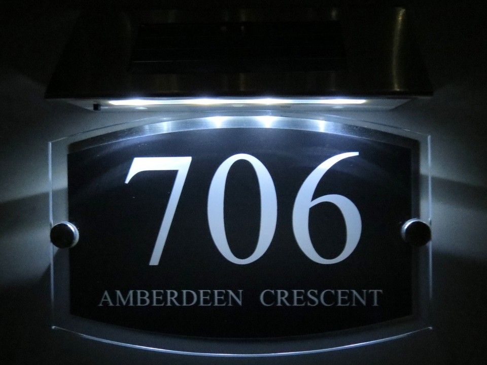 MODERN SOLAR LIGHT House Signs Plaques Door Numbers 1 - 9999 street ...