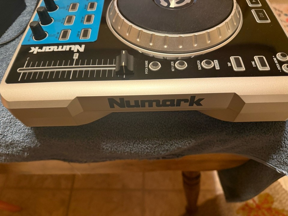 Numark N4 4-Deck Digital DJ Controller and Mixer, Supersized 6-inches Jog. 676762191418| eBay