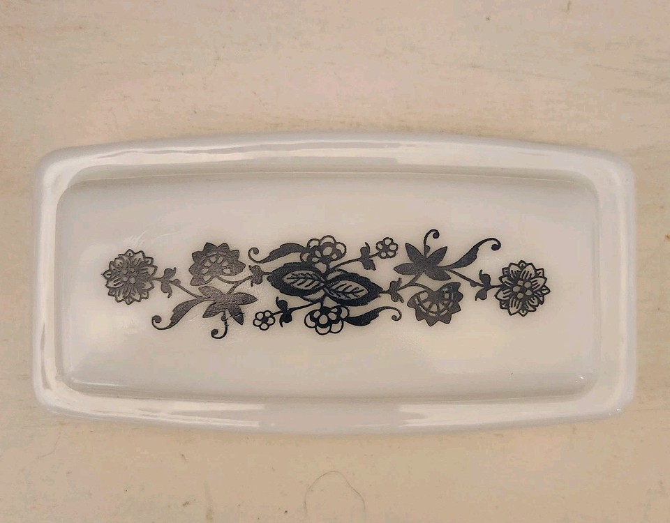Vintage Pyrex Butter Dish w Lid, Blue Flower Design | eBay