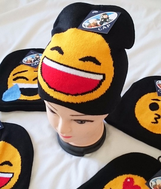 12 pieces of Emoji Smiley Face Emoticon Beanie Hat Wholesale Party ...