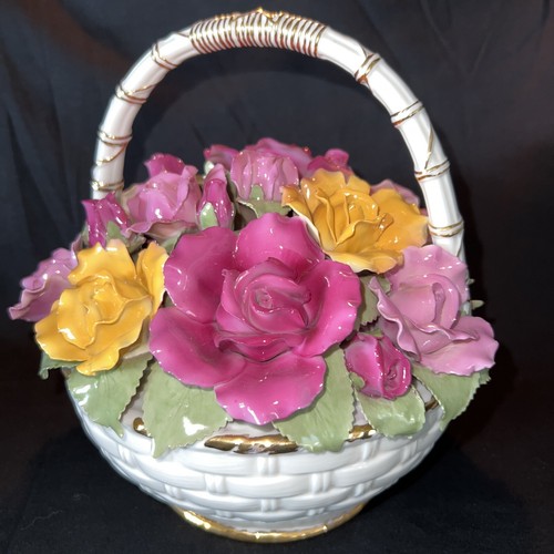 ROYAL ALBERT OLD COUNTRY ROSES 9"x26" Basket flower BOUQUET MUSICAL ...