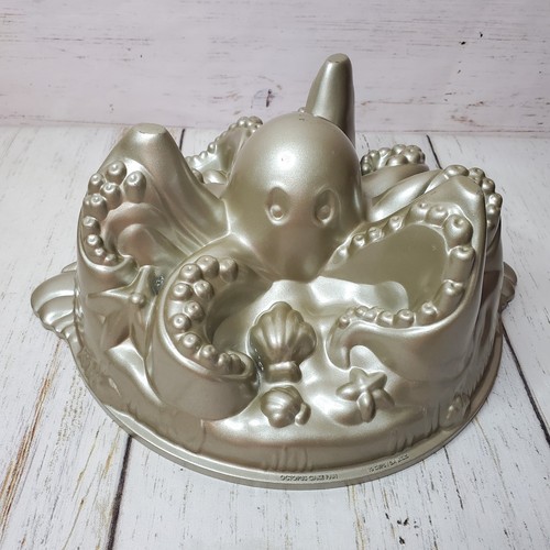 Nordic Ware USA OCTOPUS Cake Pan 10 Cup Cast Aluminum Baking Sea Beach ...