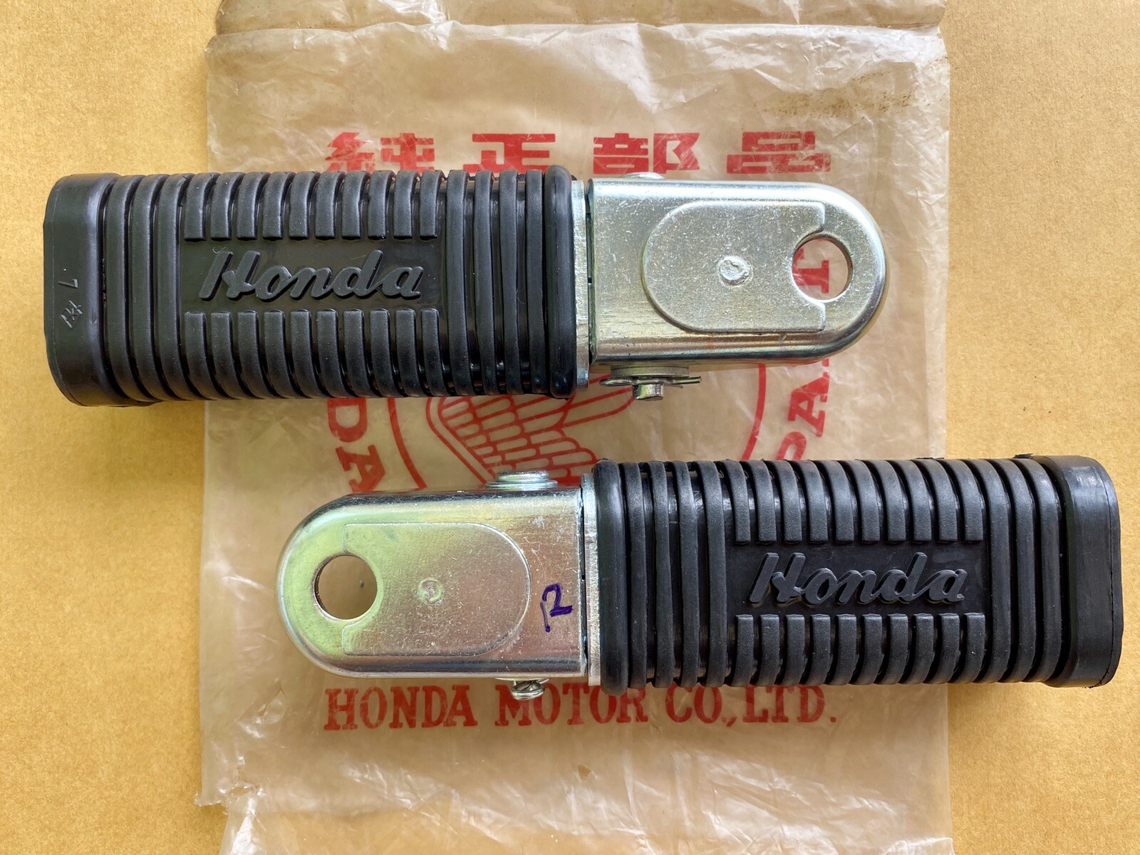 HONDA BENLY CA95 CA92 CA160 CS92 CS95 C72 C77 CA77 C92 C95 REAR FOOT ...