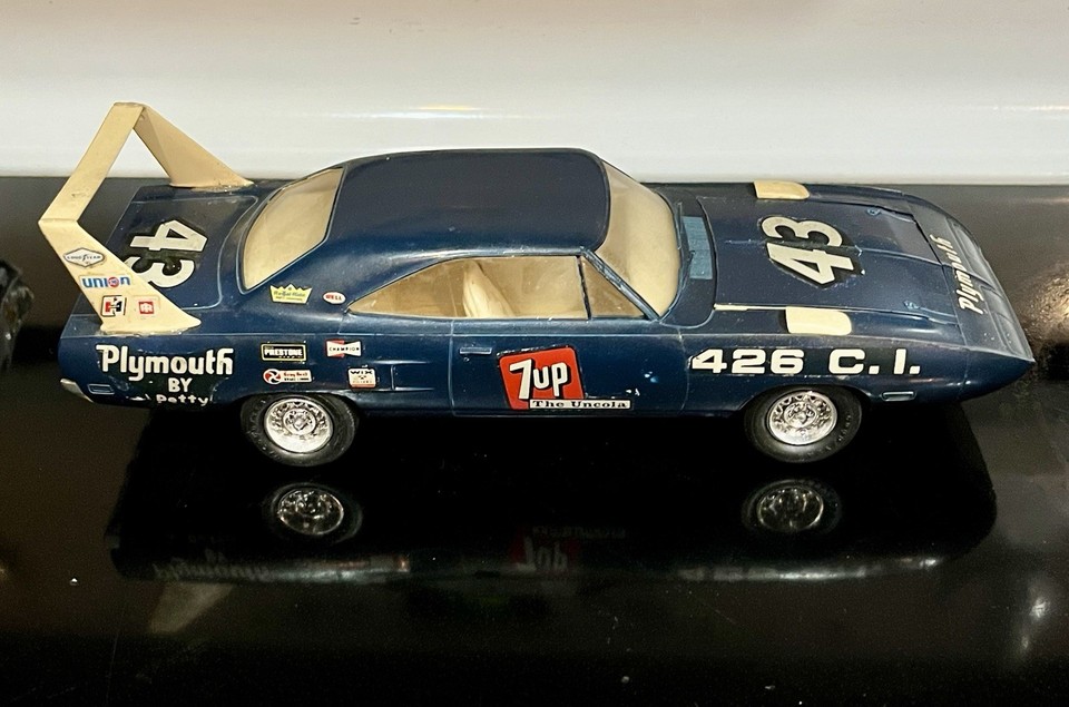 🏁 Built Model Kit Vintage JO-HAN Plymouth Superbird 1/25 🏁 | eBay