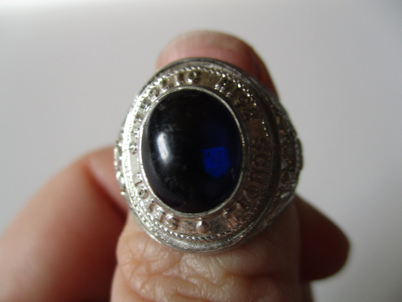 vintage Seton Catholic High School Sterling Class Ring 5.5 | eBay