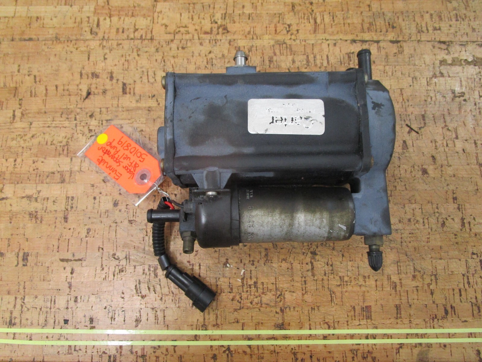 Johnson Evinrude Fuel Pump and Vapor Separator Assembly 5010819 for ...