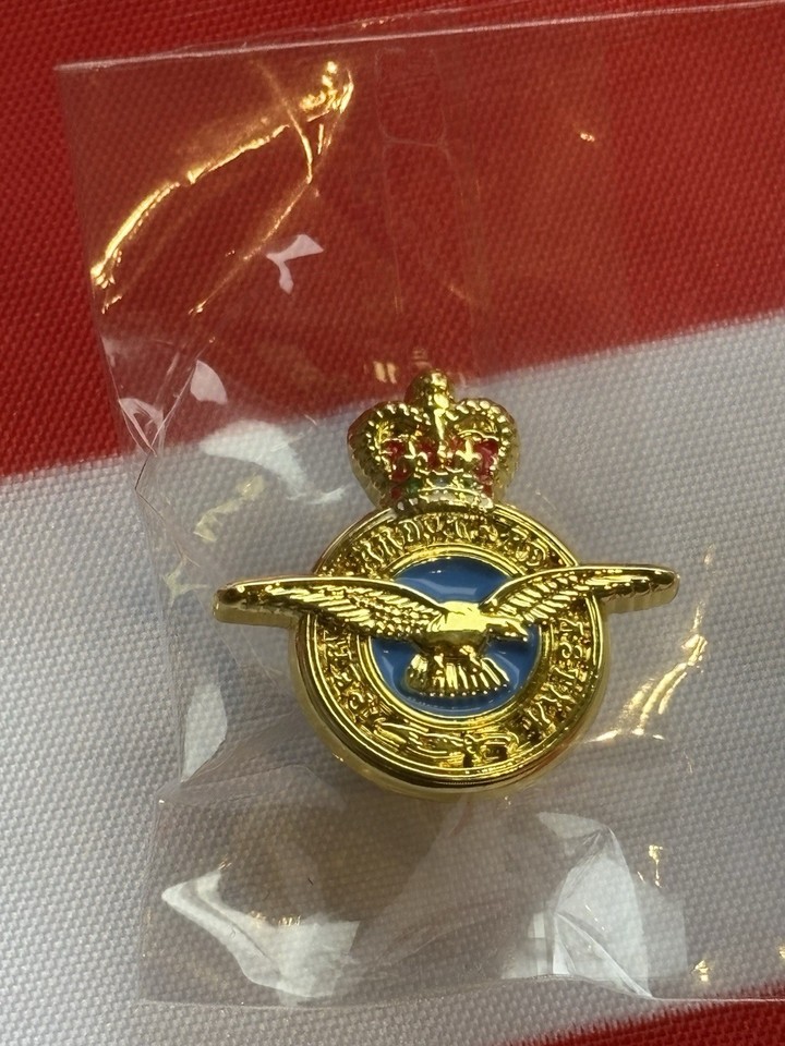 Royal Air Force RAF Insignia Crest Military Enamel Lapel Pin Badge-UK ...