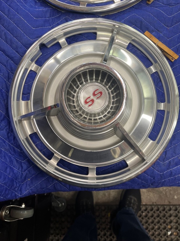 Nos 1963 ss impala hubcaps | eBay
