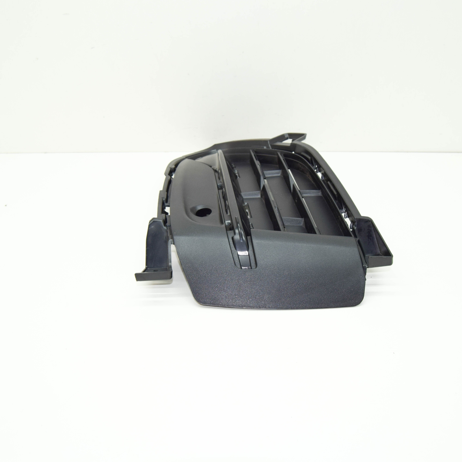 BMW X6 F16 Front Bumper Right Closed Grille 51117319778 7319778 2015 ...