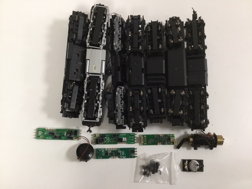 7 HO FRAME/CHASSIS PARTS LOT VARIOUS MANUFACTURERS | eBay