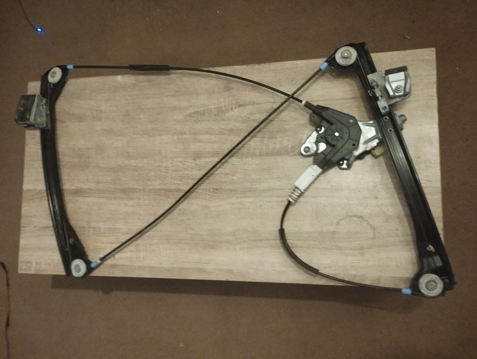 BMW E46 Facelift Coupe/Cabrio OS Drivers Window Regulator And Motor ...