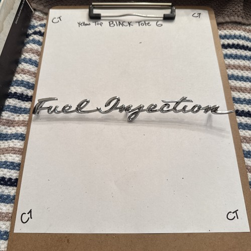 SINGLE NOS 58 59 60 61 CORVETTE FUEL INJECTION FENDER EMBLEM GM 3746457 ...