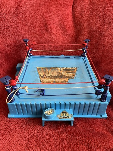 Vintage WWF Hasbro 1989 Titan Sports Wrestling Ring (Blue) Collectible ...