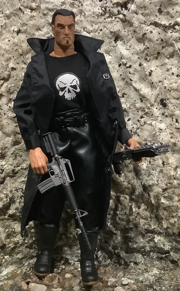 1/6 Modern TUS/21st Century Villain w/Assault Rifle & Auto Shotgun ...