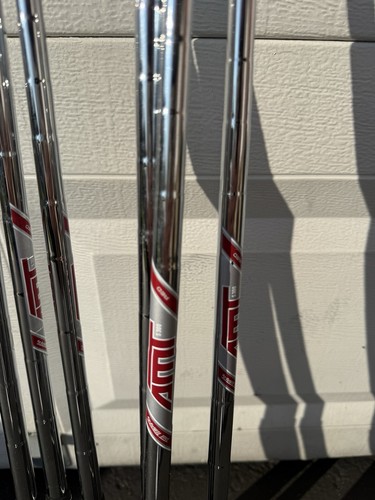 True Temper Dynamic Gold Amt Red S300 Iron Shaft Set Pulls .355 ...