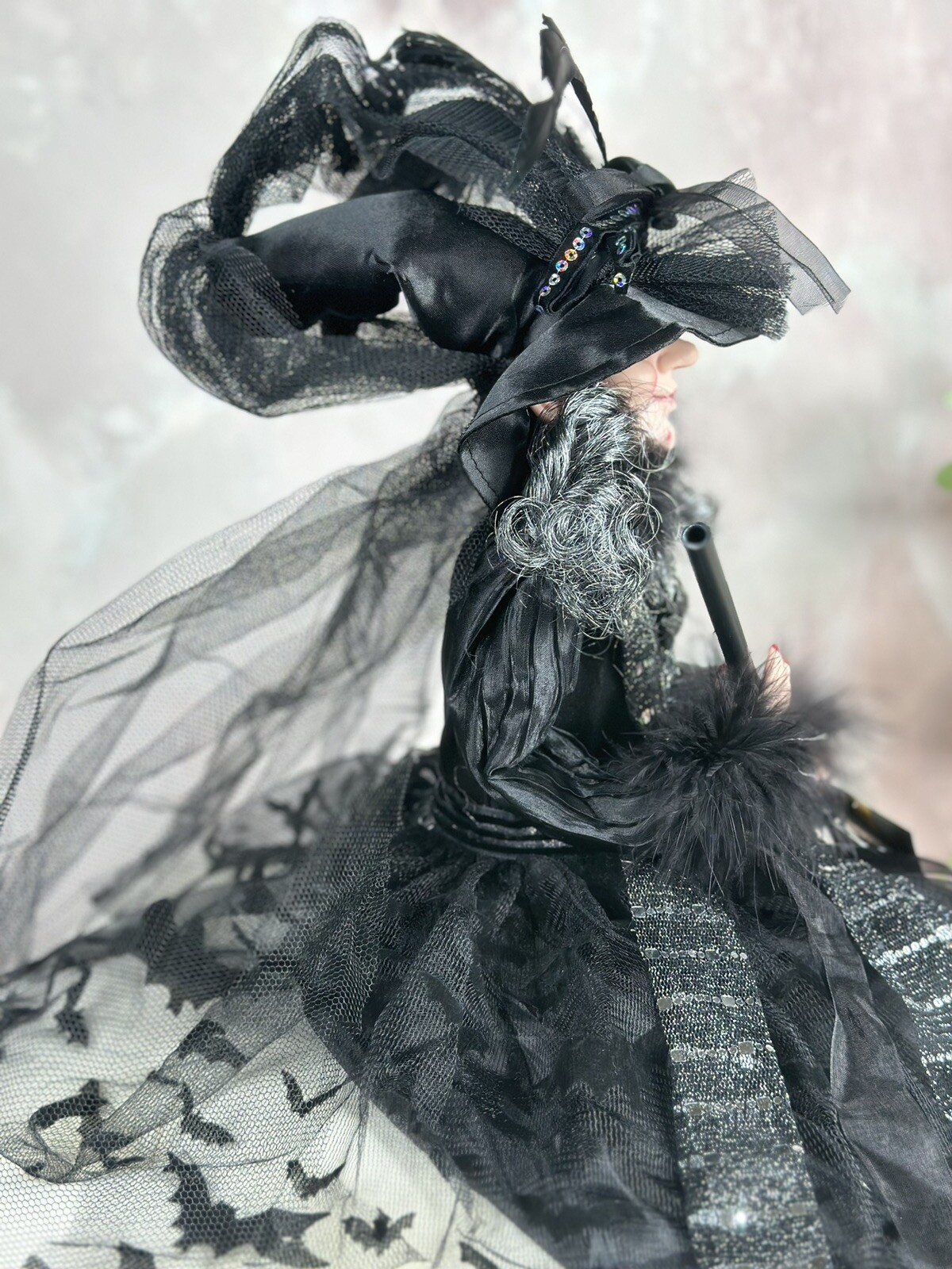 22” Halloween Witch W/Broom in Black Dress & Veil W/Spider, Posable ...