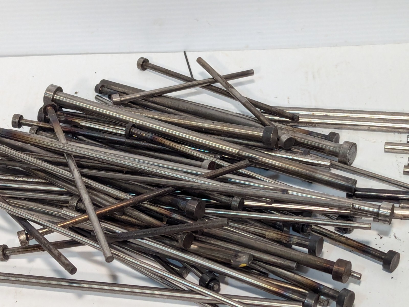 Large lot of DME ejector pins as pictured: CX15 7/32, EX20 19/64 - Free ...