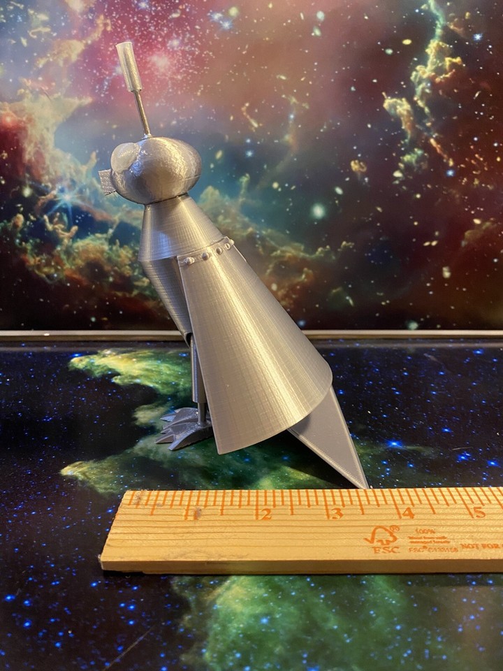 lost in space, lost in space parrot, Nic the parrot, Lost in space Bird ...