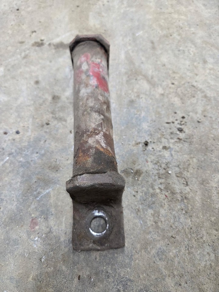 Swinging Drawbar Roller Shaft Support Fits FARMALL H M HV MD | eBay