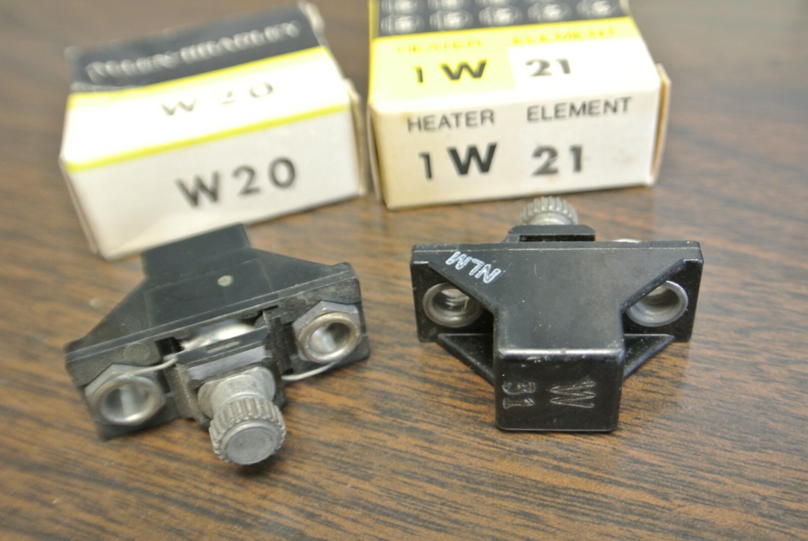 LOT of 4 ALLEN-BRADLEY THERMAL OVERLOAD HEATER ELEMENTS / W-series ...