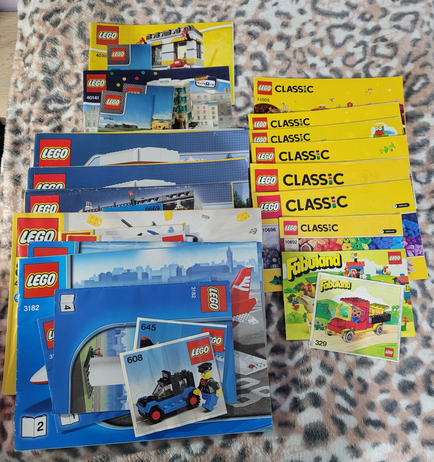 LEGO INSTRUCTION MANUAL ONLY buy 2 get 10%, 3 get 20%,4 or more get 50% ...