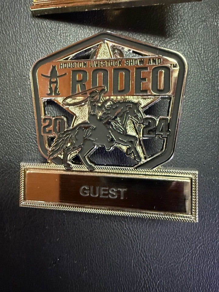 Houston Livestock Show & Rodeo 10 Guest Badges & 1 Auction Donor Badge ...