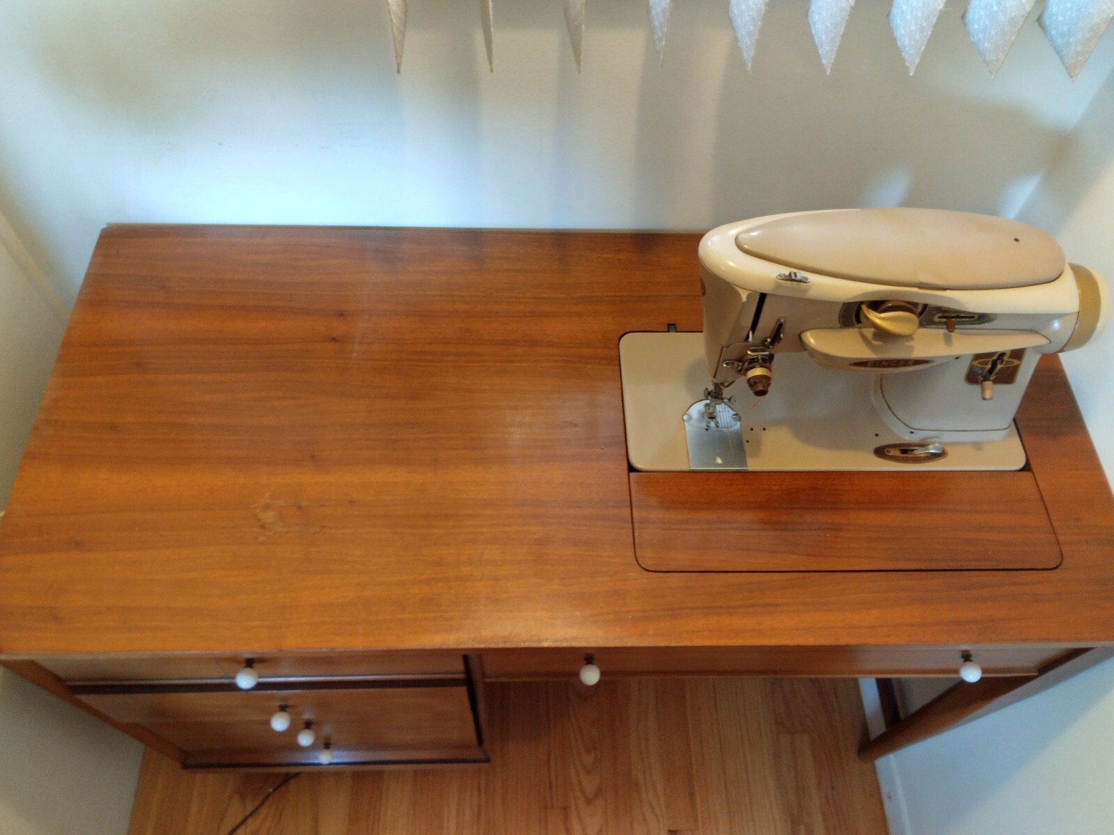 Vintage 1961 Singer Slant-O-Matic 500 "Rocketeer" Sewing Machine In ...