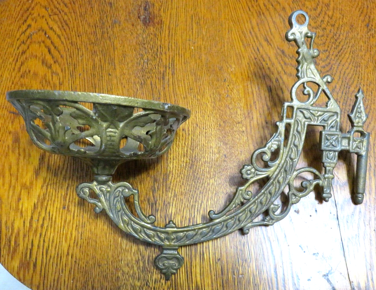 Oil Lamp Holders For A Wall