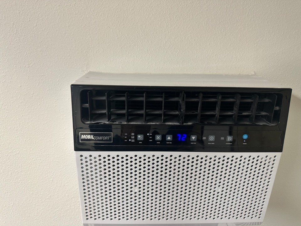 MobilComfort 12kBTU Window Sill Saddle Air Conditioner 16,000 BTU ...