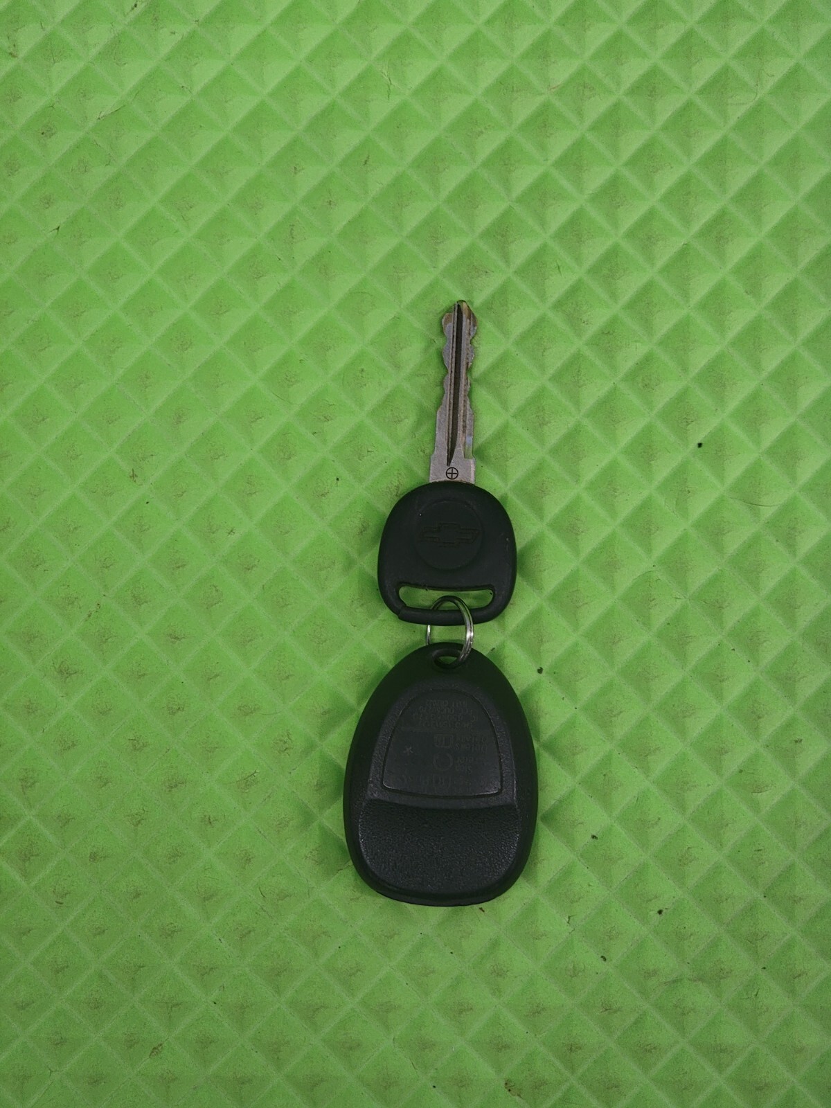 🔥2007-2014 Chevrolet Tahoe Suburban GMC Yukon Remote Car Key Fob & key ...